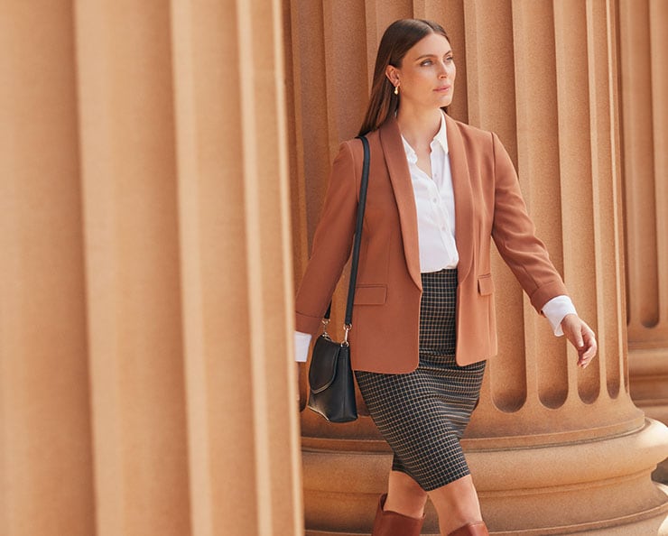 Jacqui E Official Site | Shop The Latest Women's Fashion